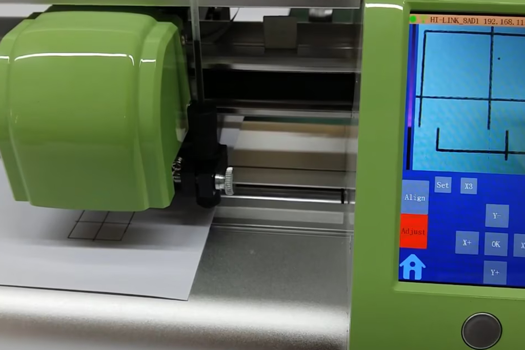 MOMO Cutting plotter-Calibrate head - mo-mo.cc